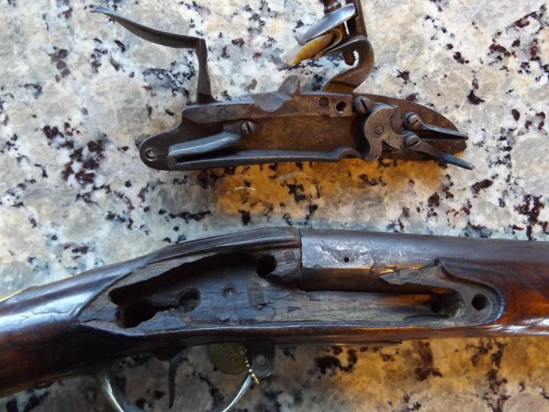 18th CENTURY SURCHARGED DUTCH MUSKET | Revolutionary War Arms