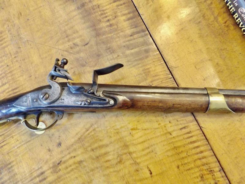 18th CENTURY SURCHARGED DUTCH MUSKET | Revolutionary War Arms